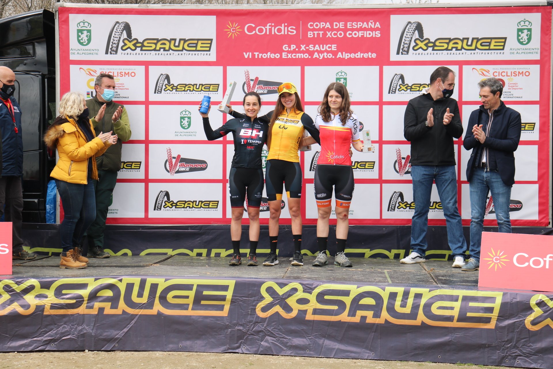 Ana Santos y Axel Roudil-Cortinat triunfaron en la segunda prueba de la Copa de España XCO Cofidis