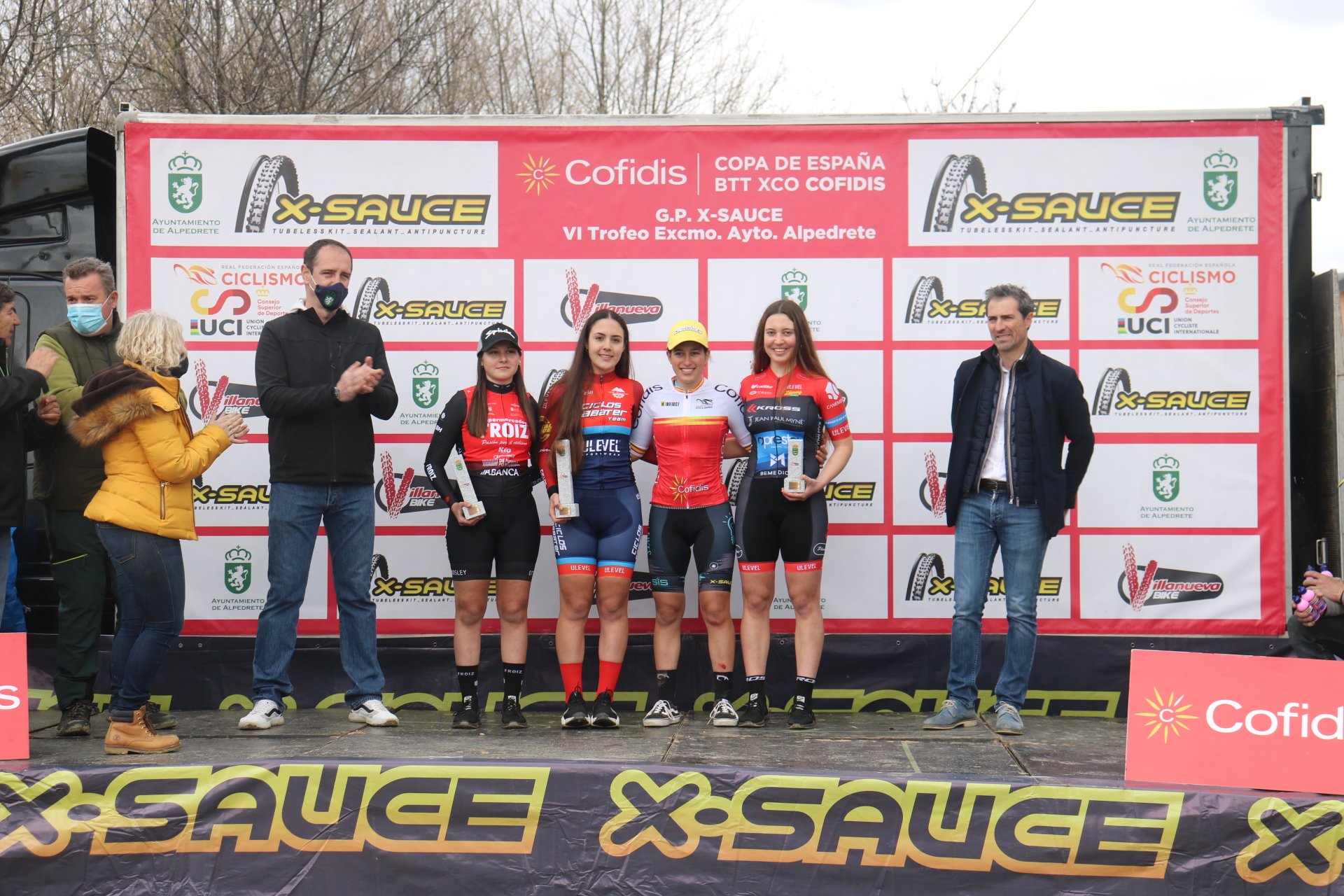 Ana Santos y Axel Roudil-Cortinat triunfaron en la segunda prueba de la Copa de España XCO Cofidis